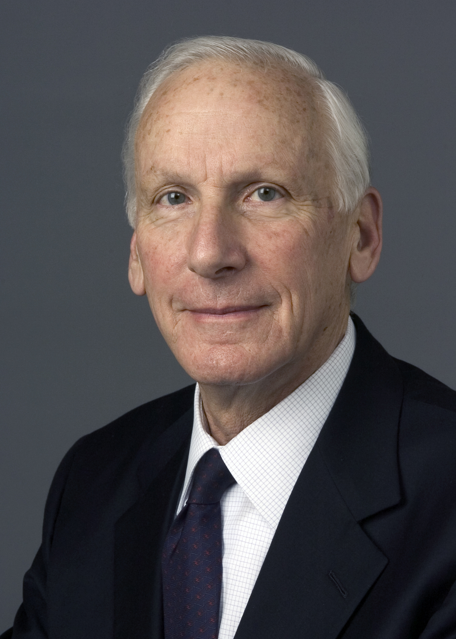 Gerald Grinstein profile | Delta News Hub